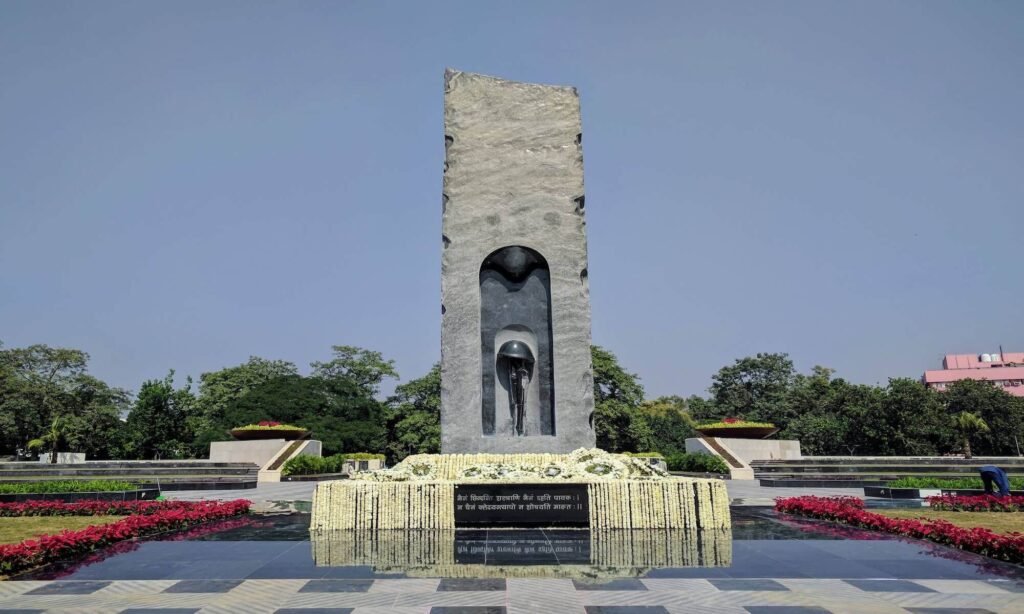 QR Codes in Memorials: A Complete Comprehensive Guide